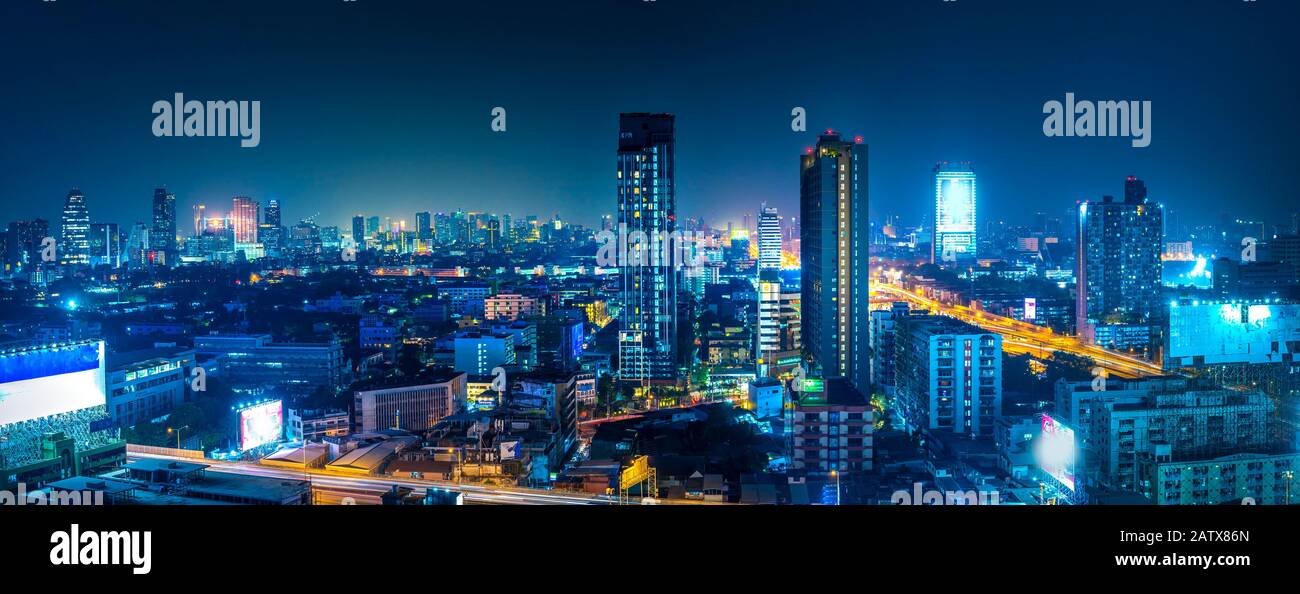 Soi Rangnam, Bangkok Buildings in the heart of the capital city that ...