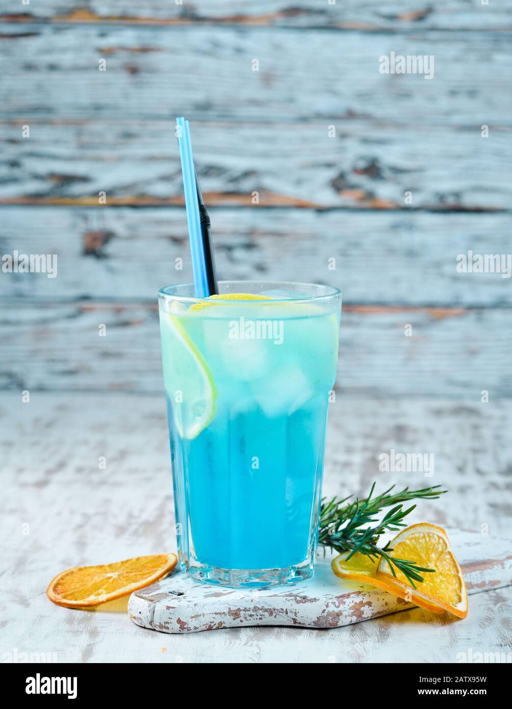 Blue lagoon cocktail top view hi-res stock photography and images - Alamy