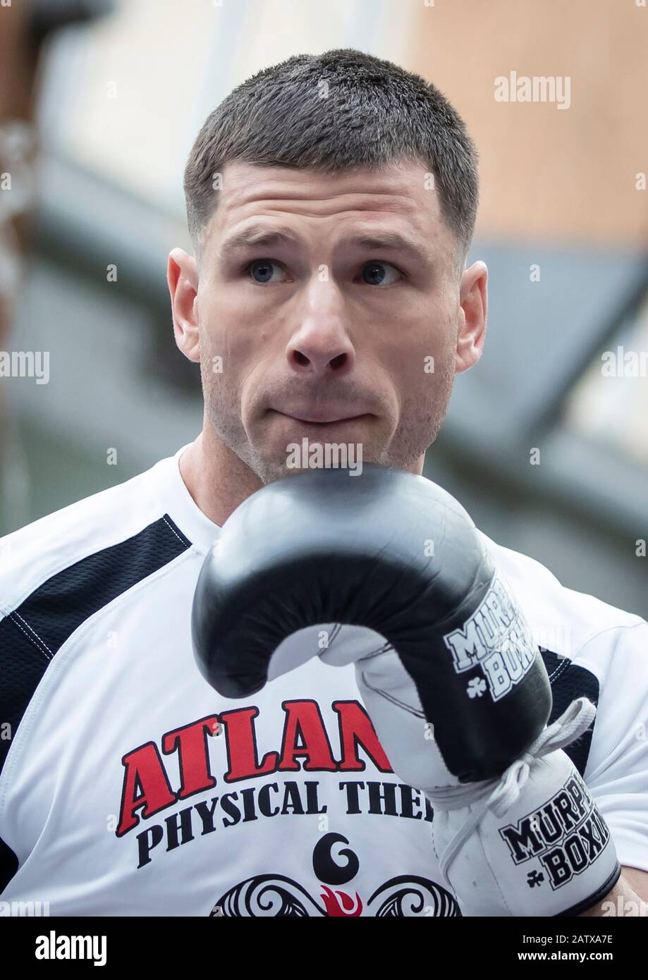Kell brook mark deluca public workout hi-res stock photography and ...