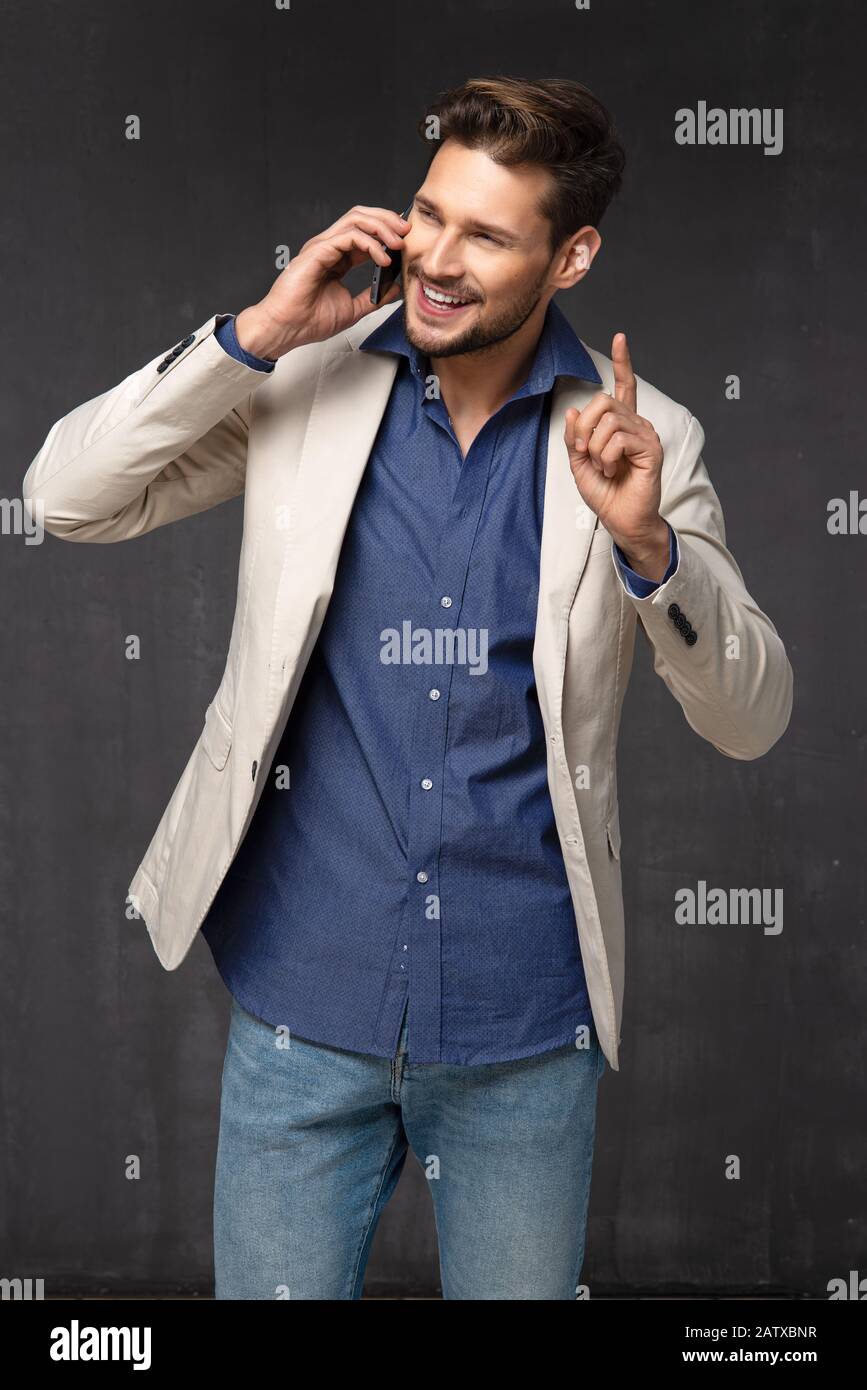 Phone thinking guy on black hi-res stock photography and images - Alamy