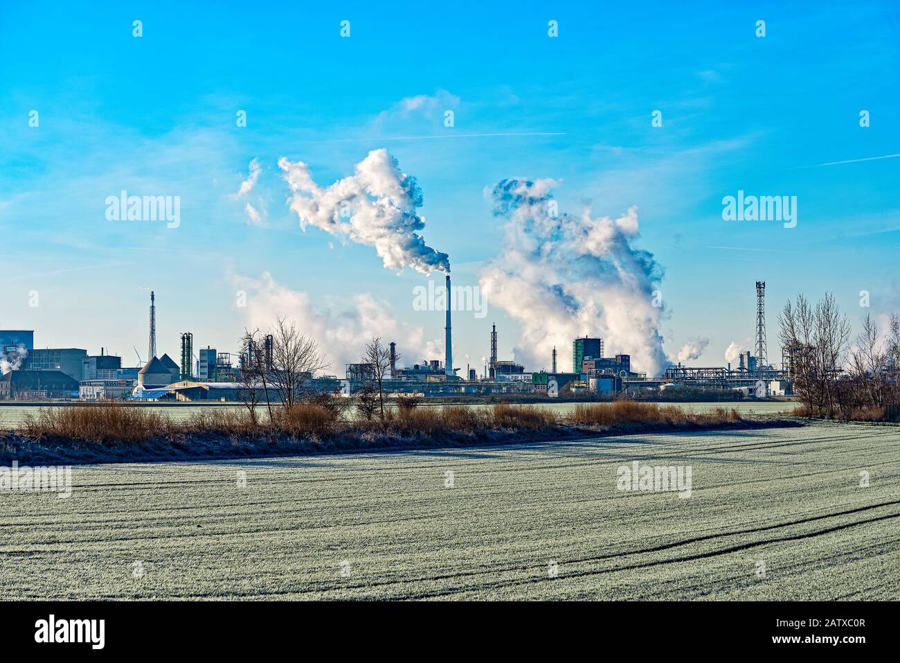 Leune works hi-res stock photography and images - Alamy