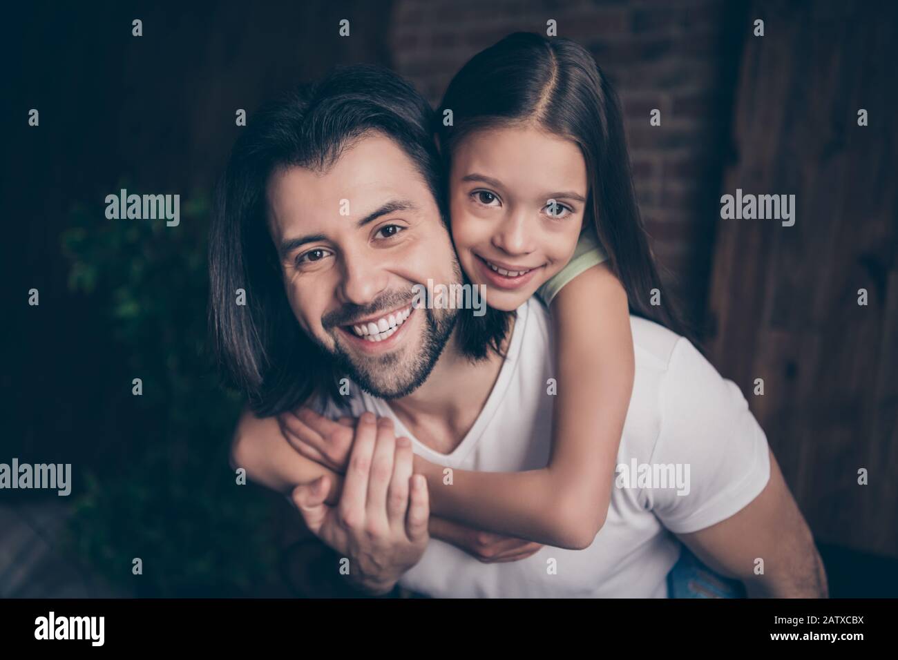 Daddy hugging hi-res stock photography and images - Alamy