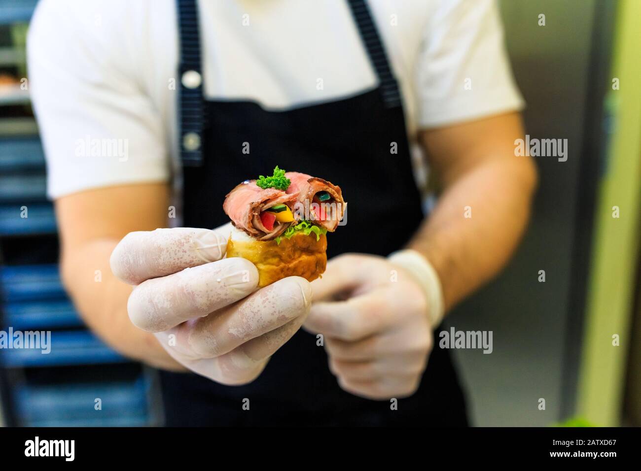 Luxury food chef close up hands hi-res stock photography and images - Alamy