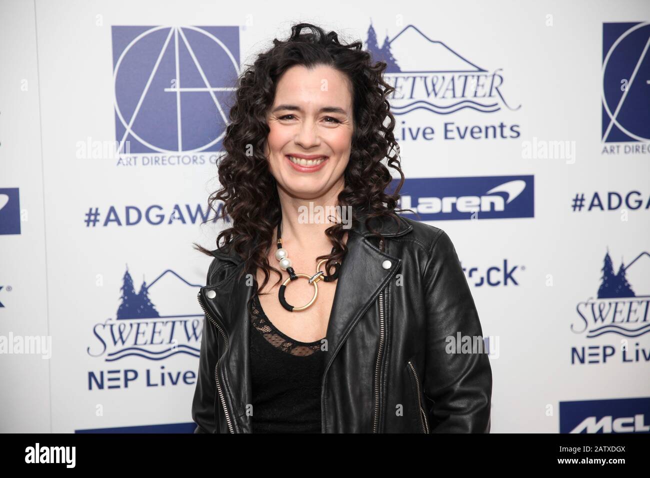 Elizabeth Williams arrives at the 24th Annual Art Directors Guild ...