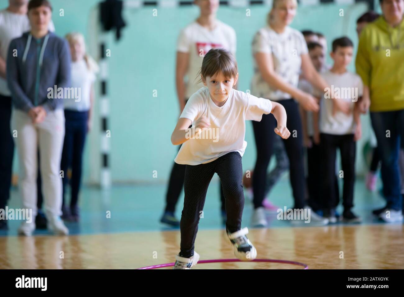Class relay race school hi-res stock photography and images - Alamy
