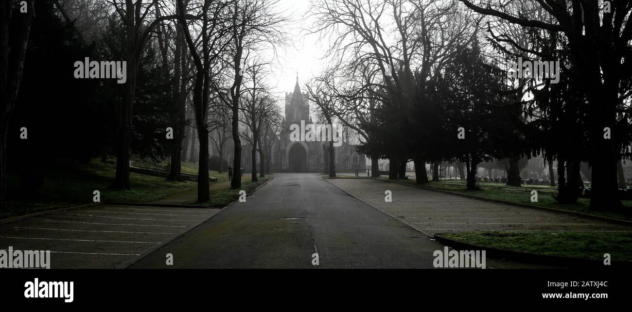 Putney Vale Cemetery Stock Photo - Alamy