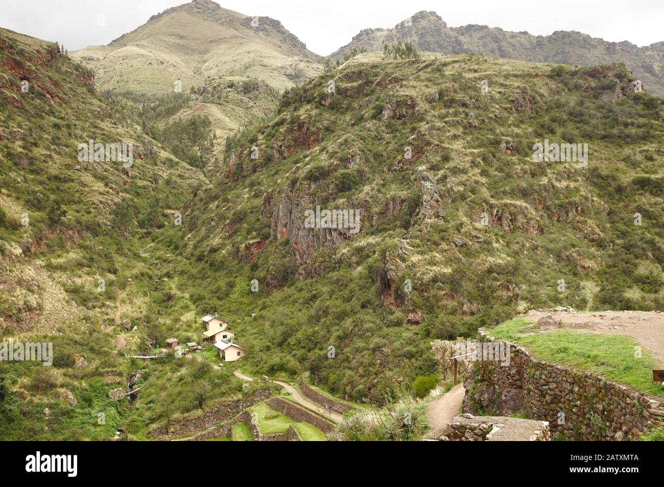 Peruvian village hi-res stock photography and images - Alamy