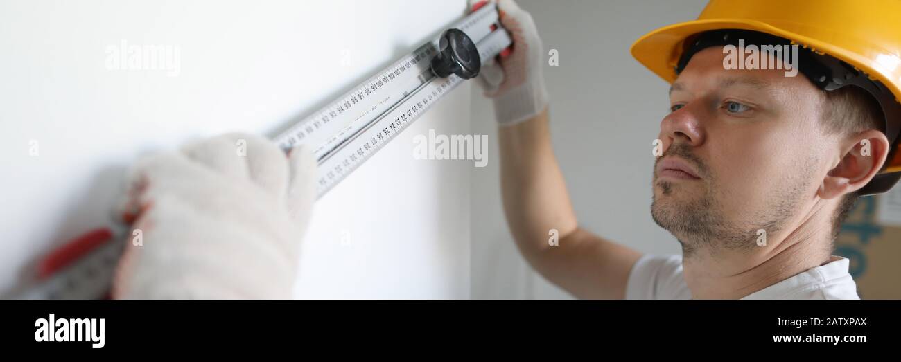 Hold building hi-res stock photography and images - Alamy