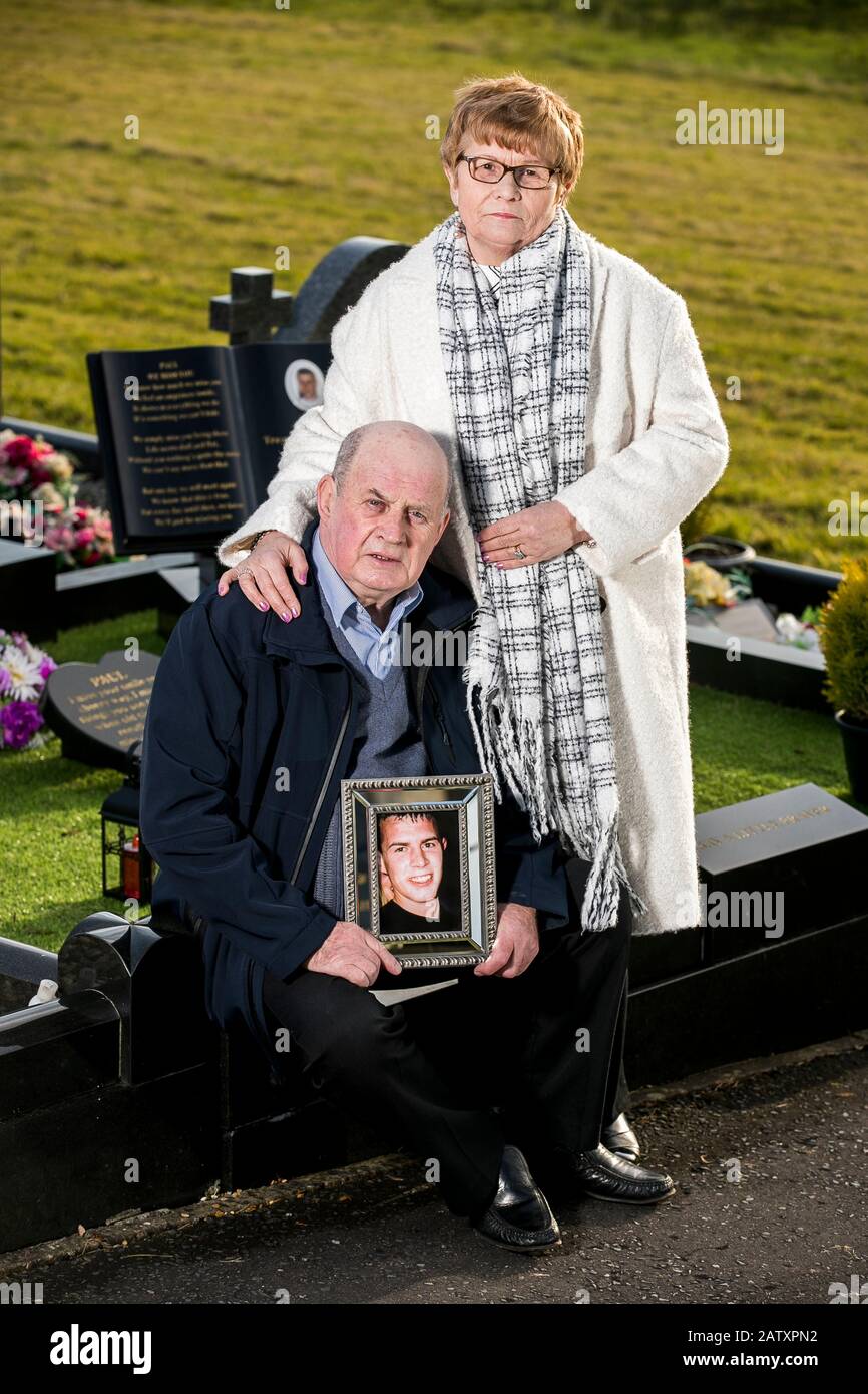 Stephen and Breege Quinn at the graveside of their murdered son Paul ...
