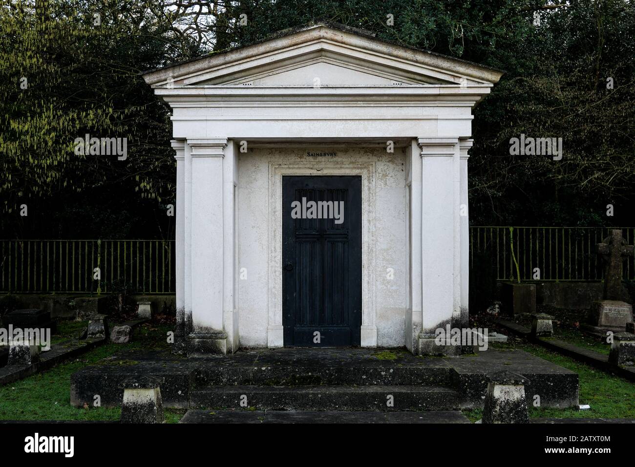 Putney vale cemetery hi-res stock photography and images - Alamy