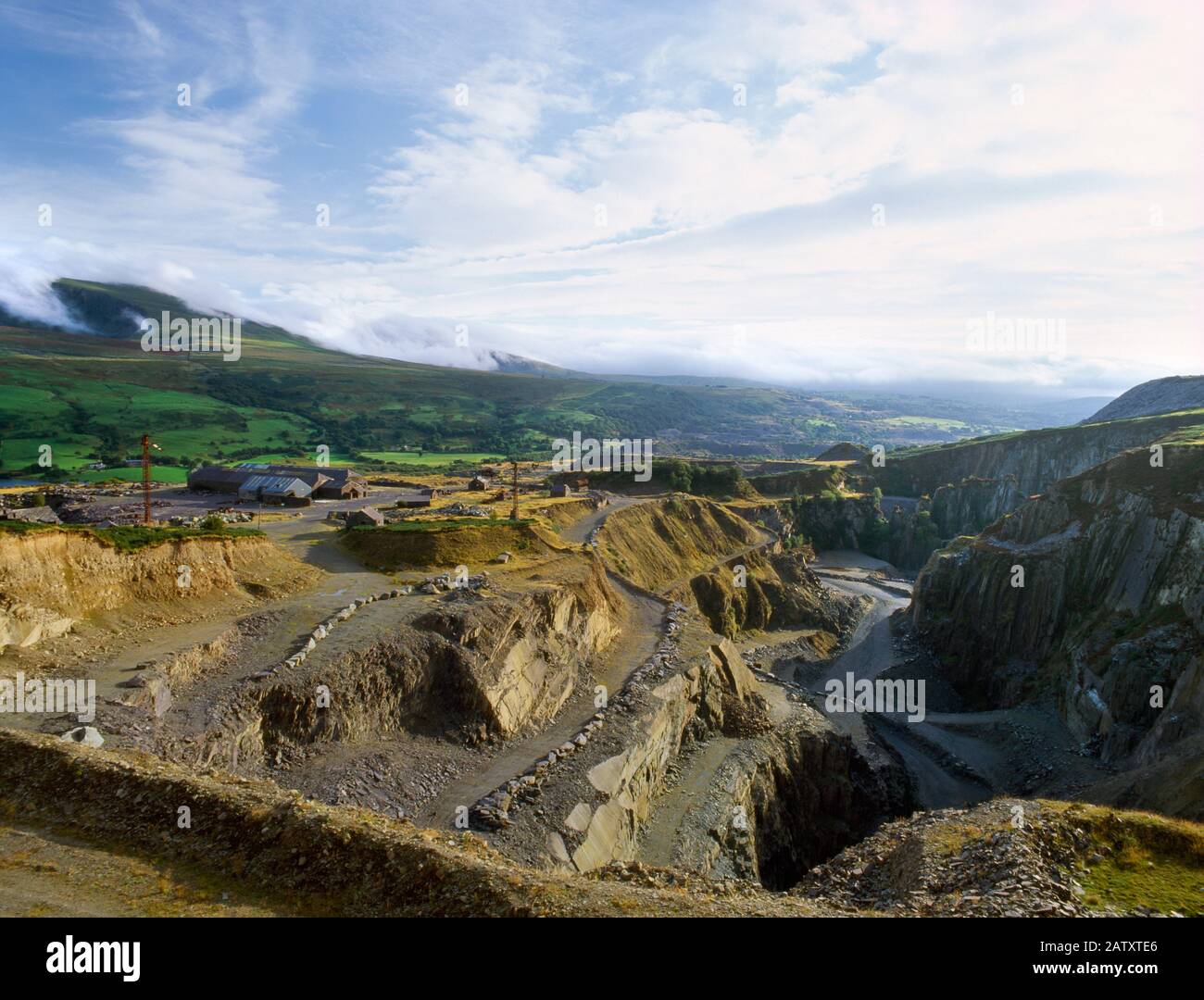 The slate quarry landscape of northwest wales hi-res stock photography ...