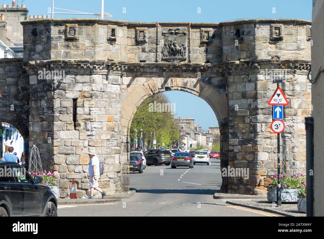 St Andrews in Scotland: the West Port archway Stock Photo - Alamy