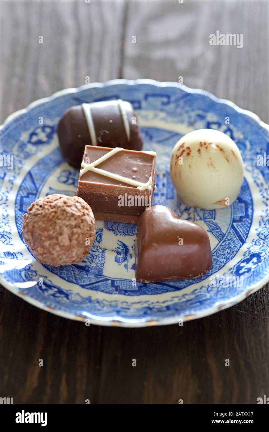 Handmade chocolates hi-res stock photography and images - Alamy