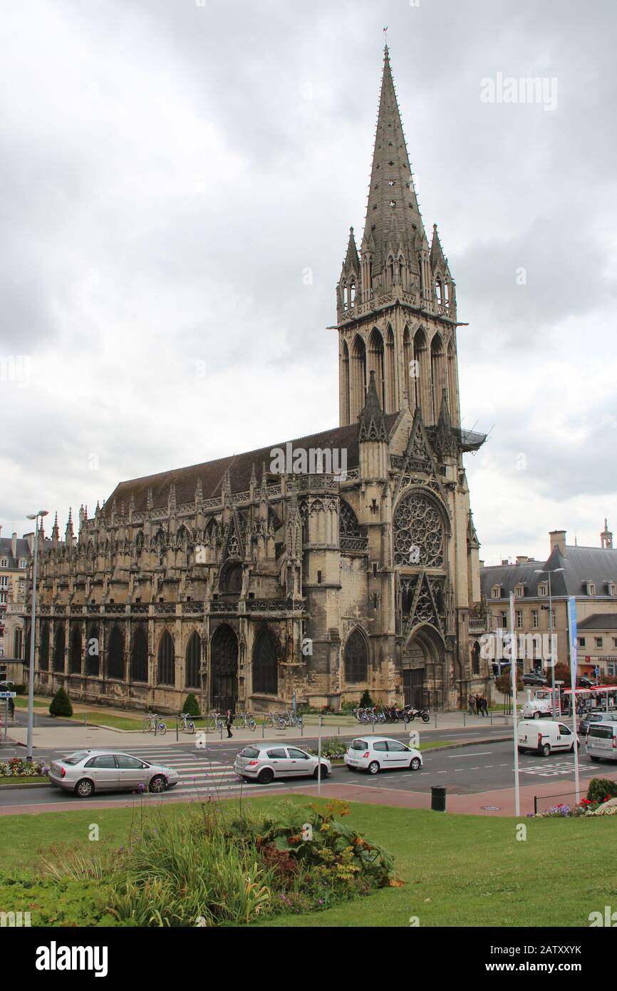 Flèche gothique hi-res stock photography and images - Alamy