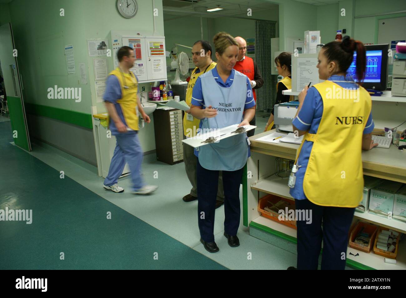 Emergency department nhs hi-res stock photography and images - Alamy