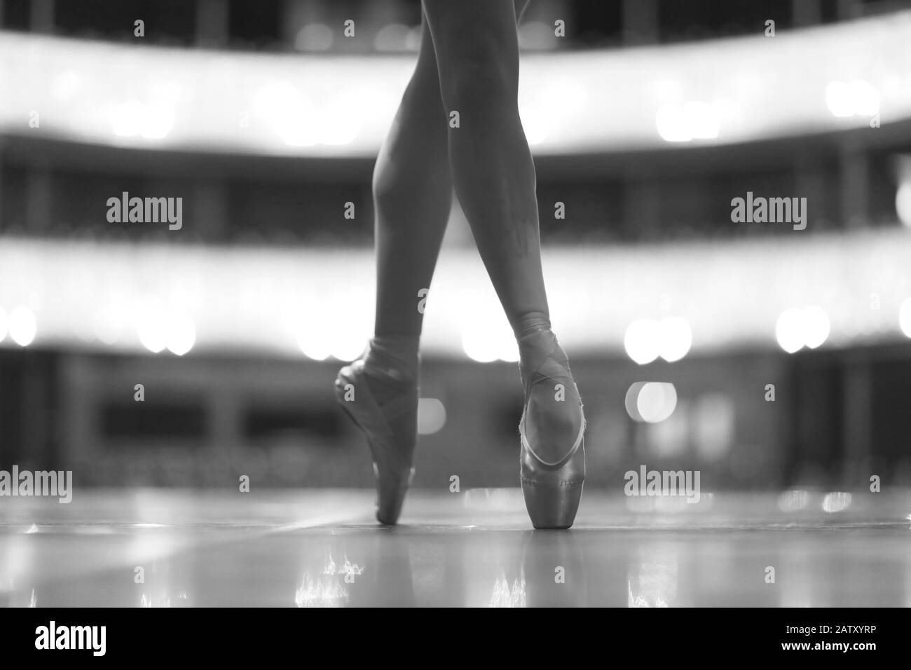 Theater company backstage hi-res stock photography and images - Alamy