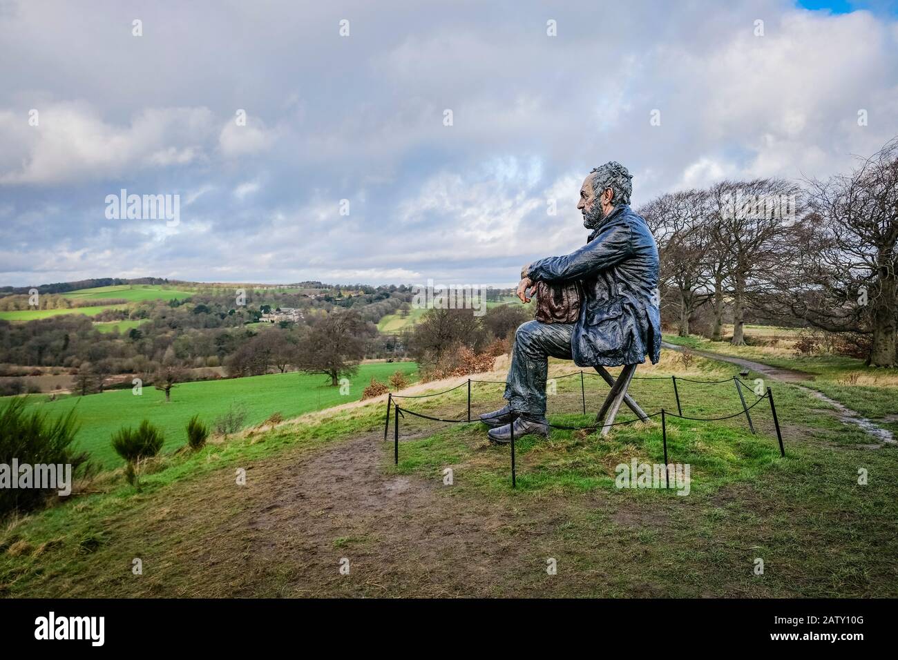 The Seated Man Sculpture, Yorkshire Sculpture Park, West Bretton ...