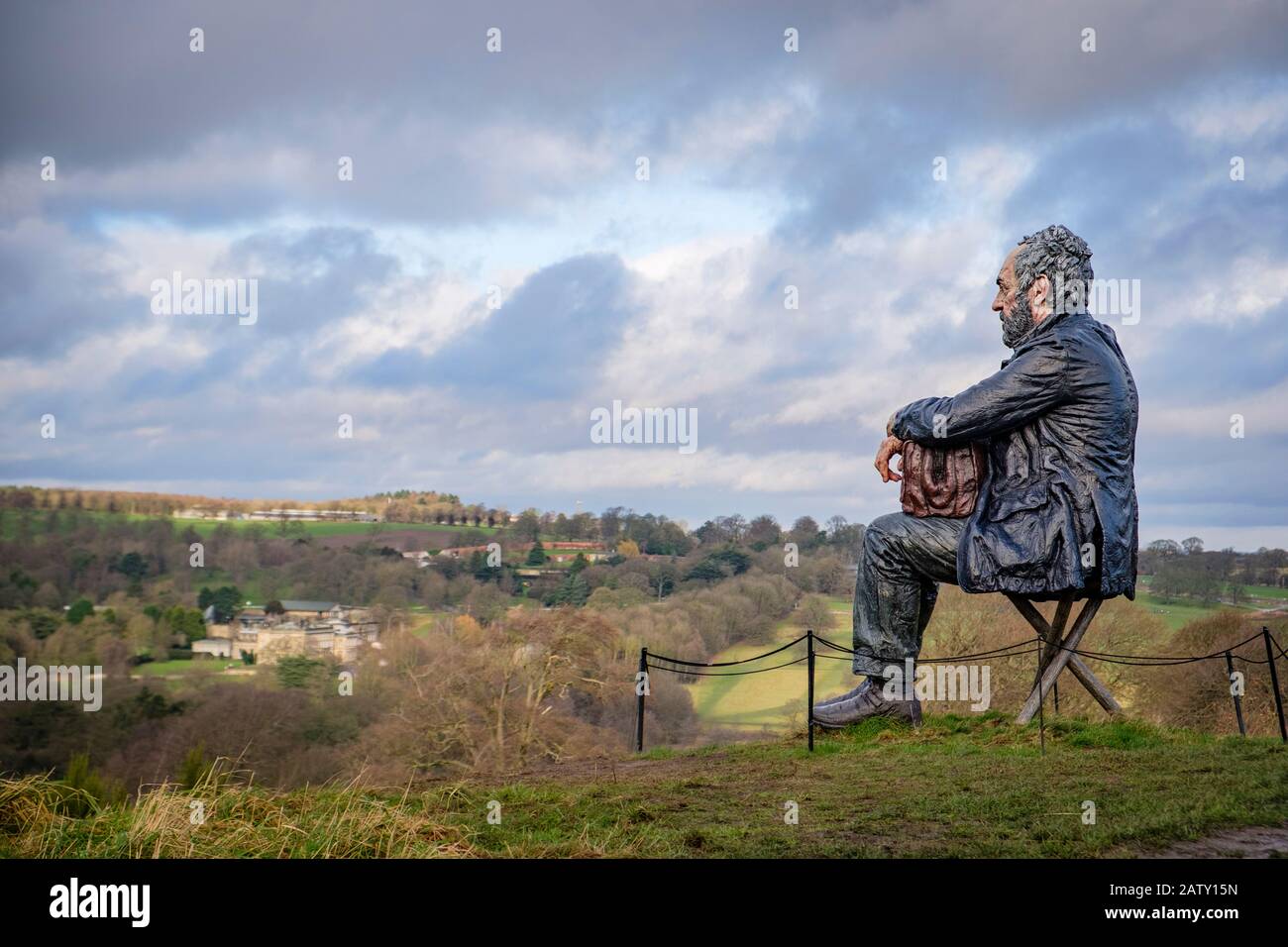 The Seated Man Sculpture, Yorkshire Sculpture Park, West Bretton ...