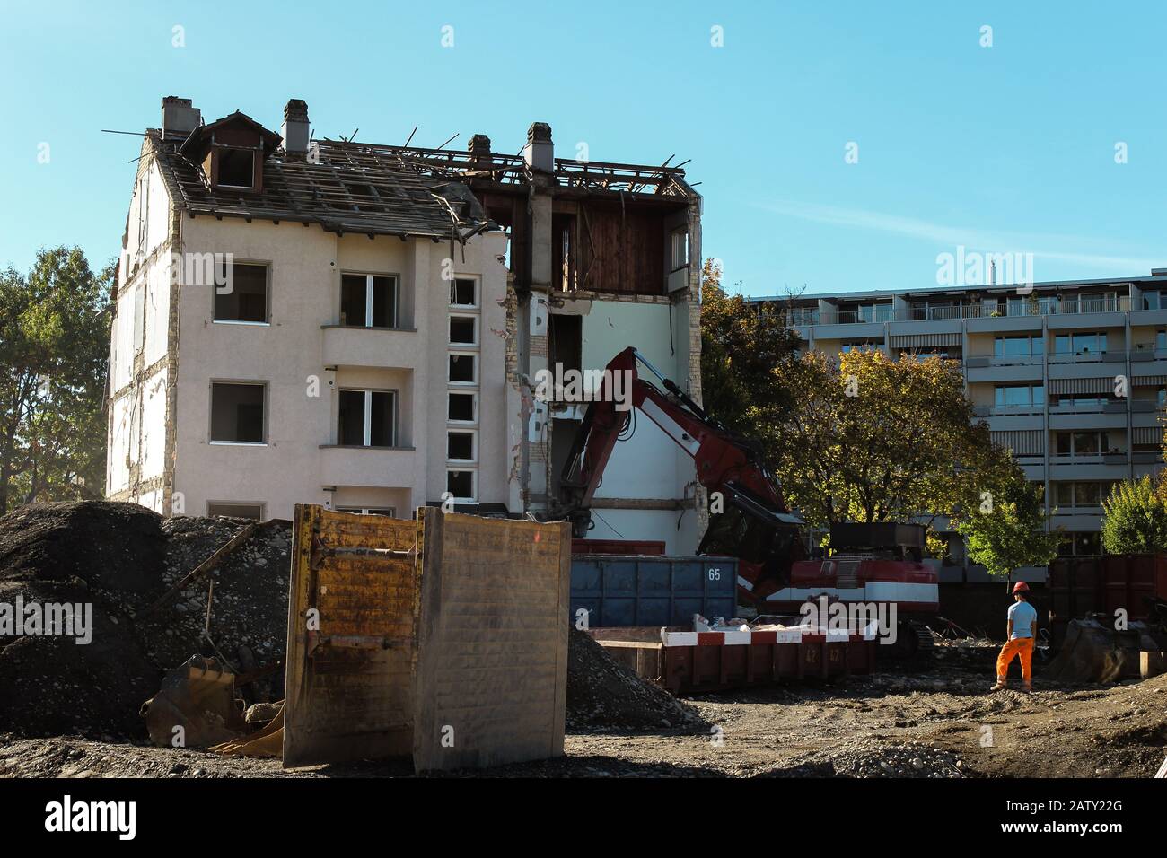 Wall of road demolition debris hi-res stock photography and images - Alamy