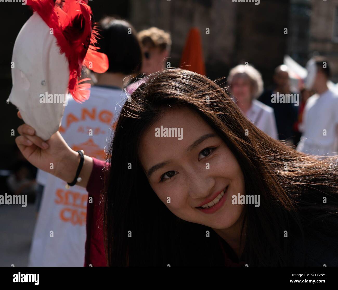 beautiful asian street performer dancer Stock Photo - Alamy