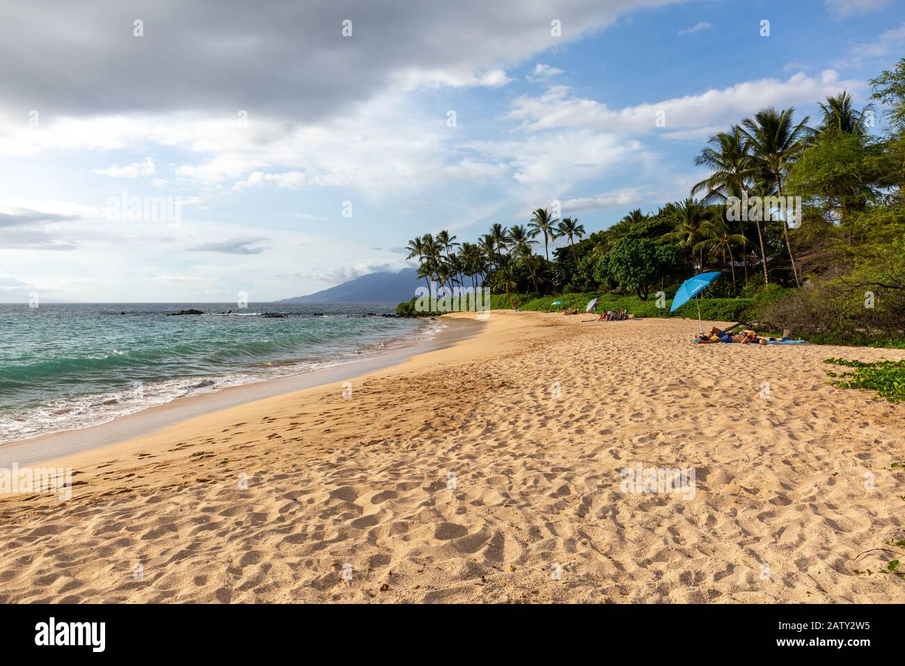 Maui hawaii overview hi-res stock photography and images - Alamy