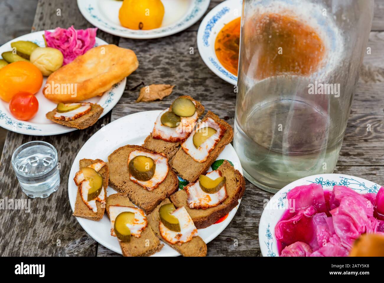 Cossack cuisine hi-res stock photography and images - Alamy