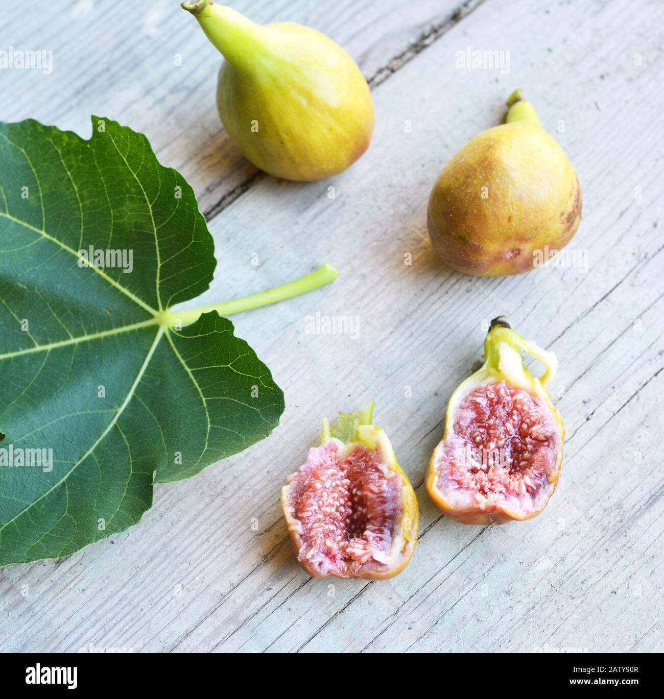 Frische feigen hi-res stock photography and images - Alamy