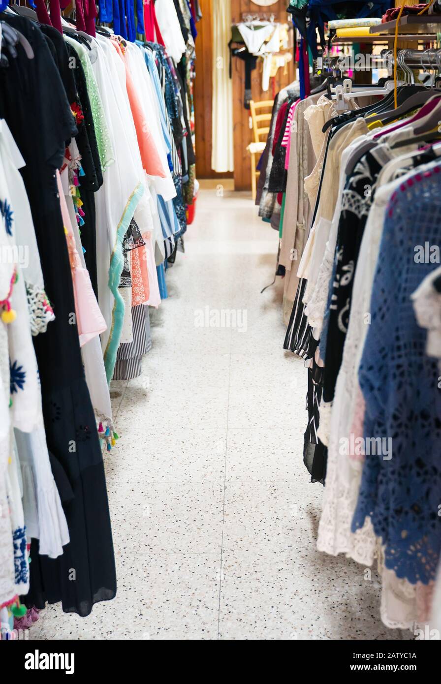 Summer clothing store hi-res stock photography and images - Alamy