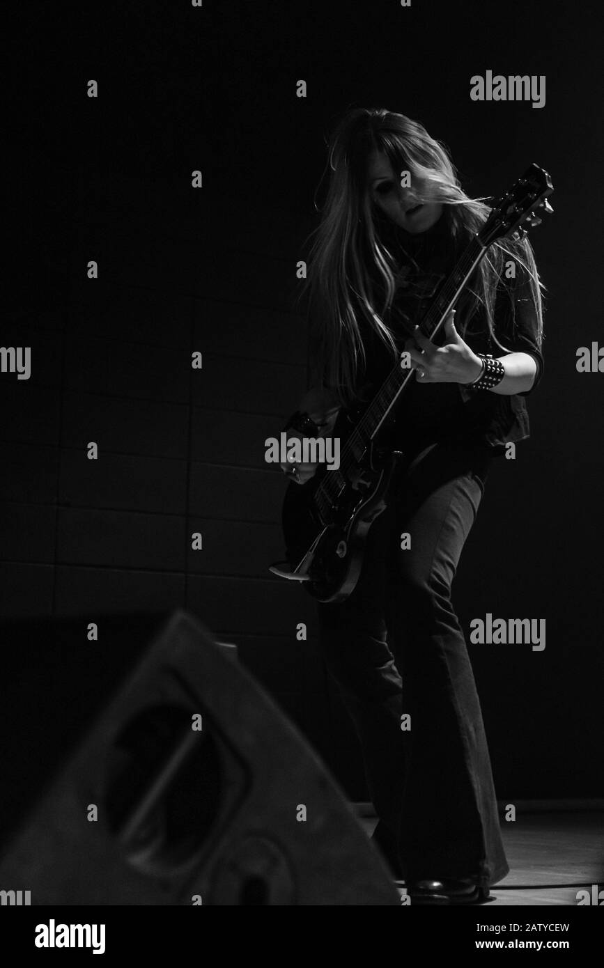 English wizard Black and White Stock Photos & Images - Alamy