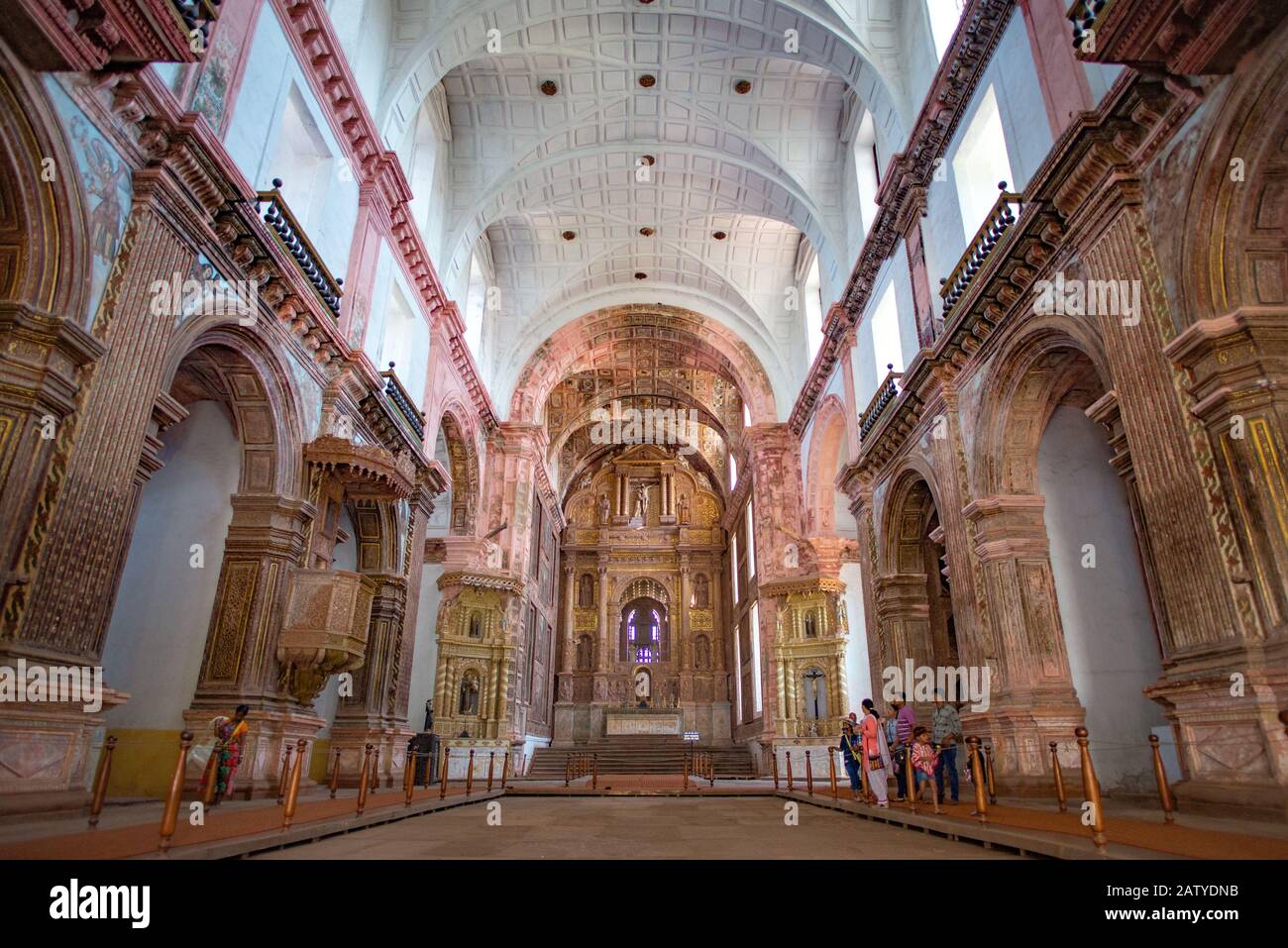 Axial architecture hi-res stock photography and images - Alamy