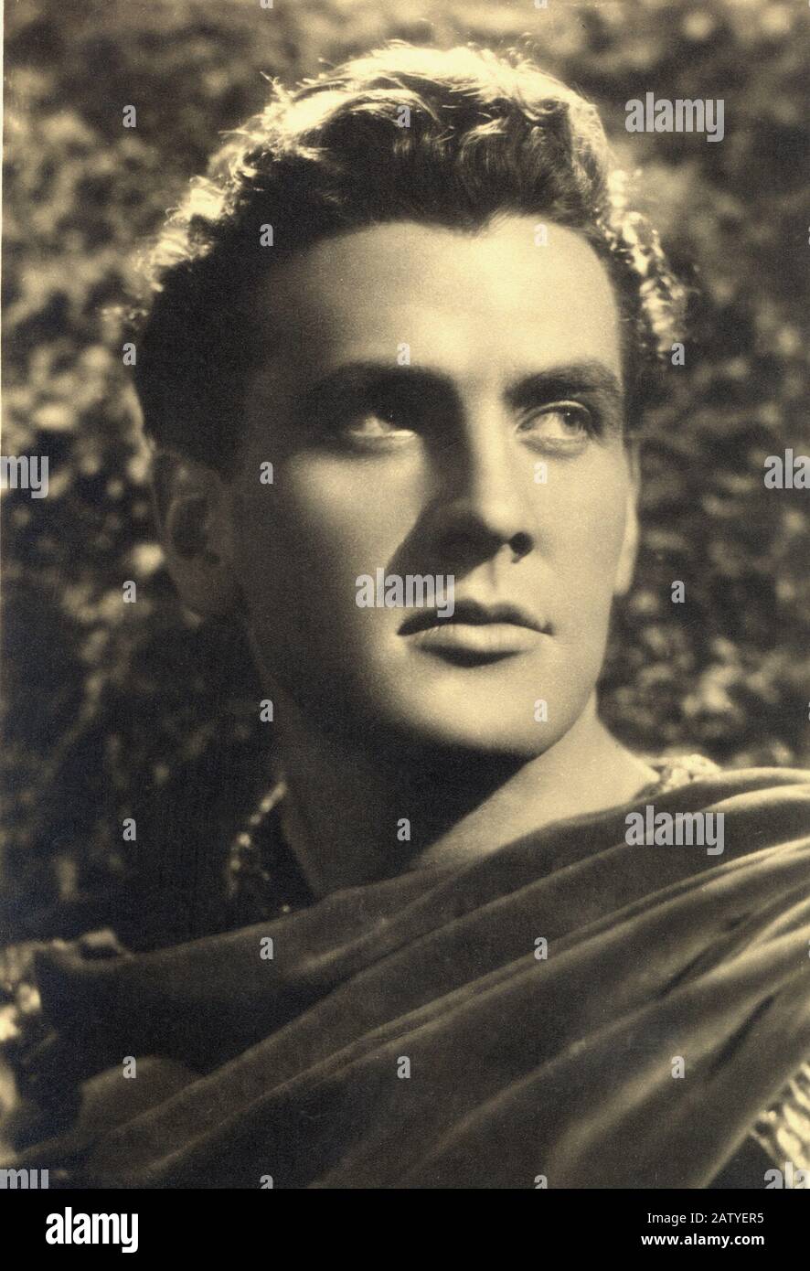 1941 , ITALY : The celebrated movie actor MASSIMO GIROTTI ( 1918 - 2003 ...