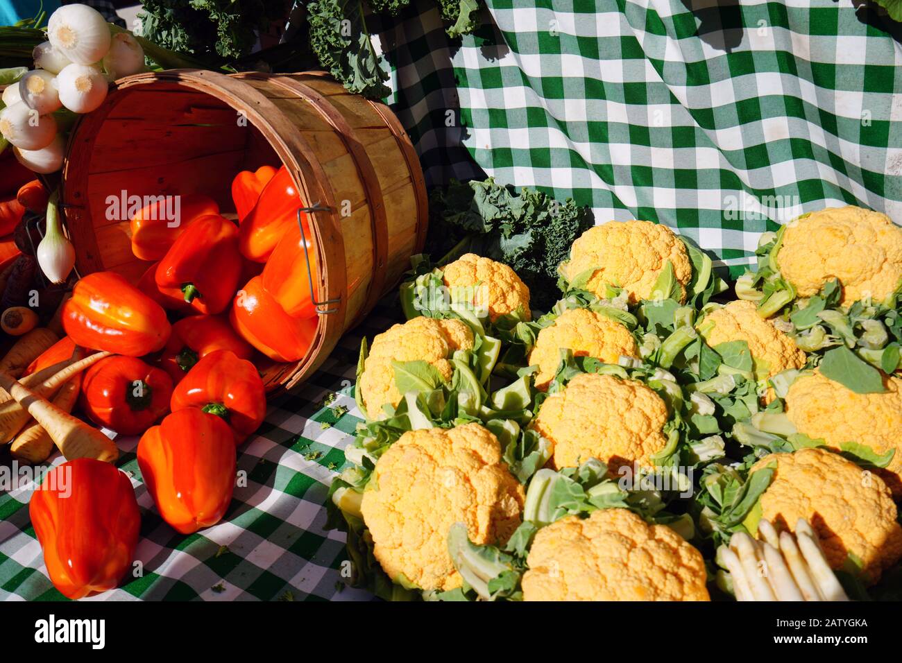 Colorful fresh vegetable produce at a farmers market Stock Photo - Alamy