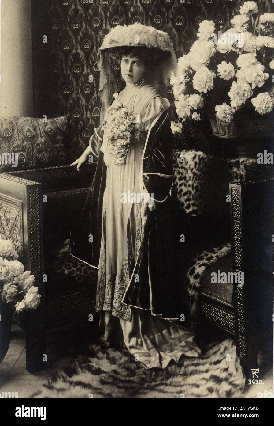1900 a. : MARIA Queen of ROMANIA ( born princesse of SAXE COBURG GOTHA ...