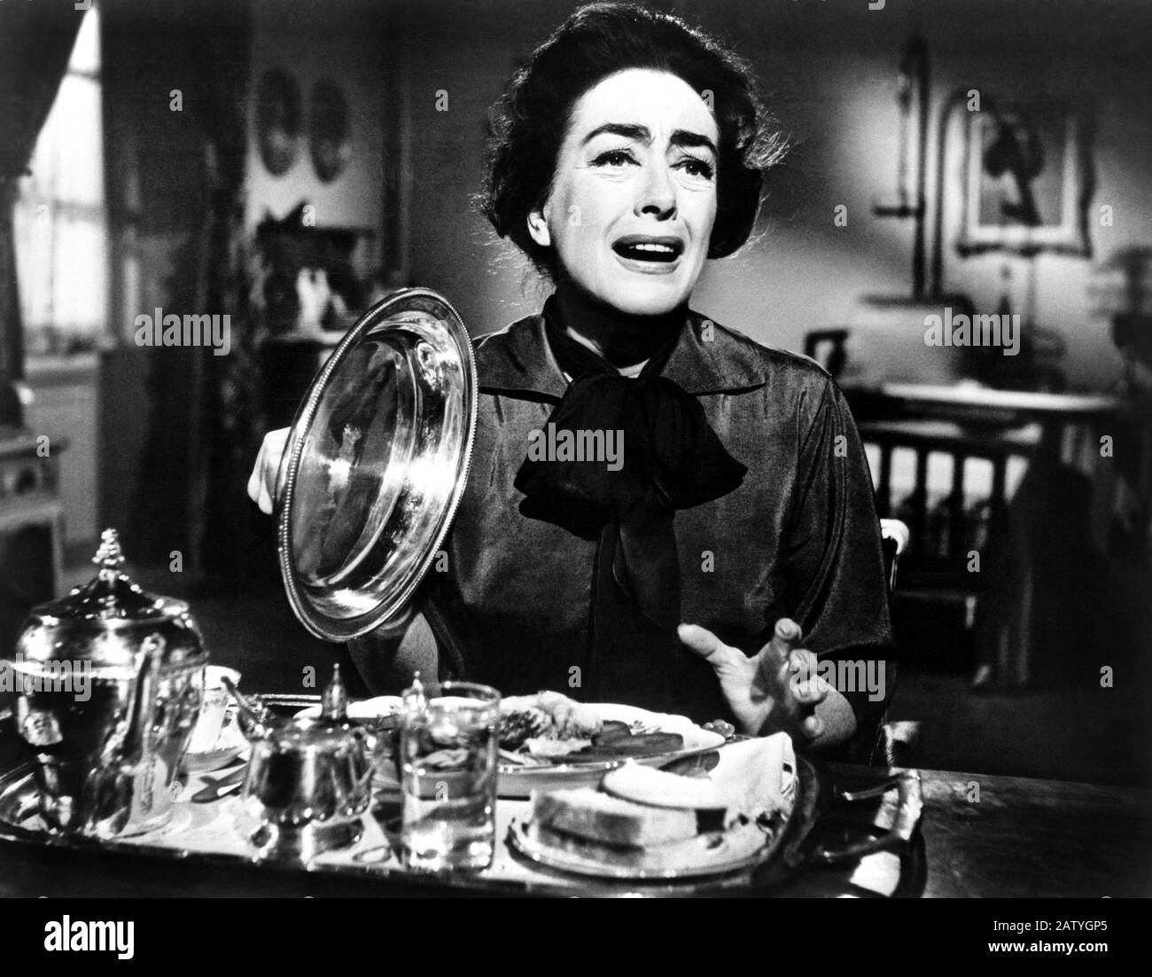 1963 , USA : Pubblicity still for the movie with BETTE DAVIS and JOAN ...