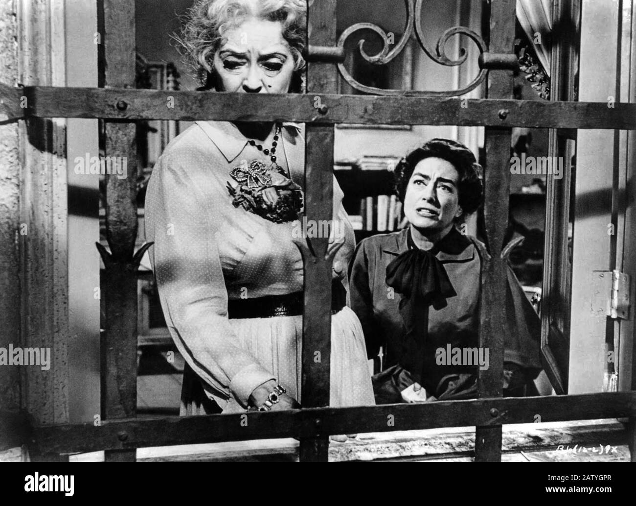 1962 , USA : Pubblicity still for the movie with BETTE DAVIS and JOAN ...