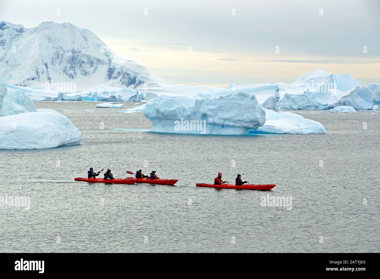 Kayak expedition hi-res stock photography and images - Alamy