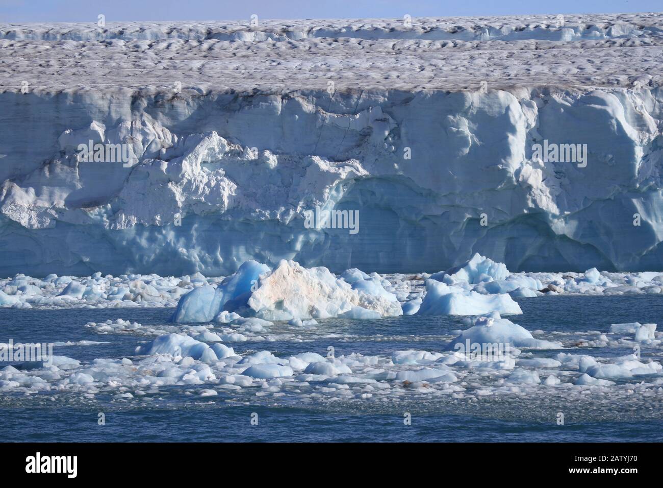 Brash ice bits hi-res stock photography and images - Alamy