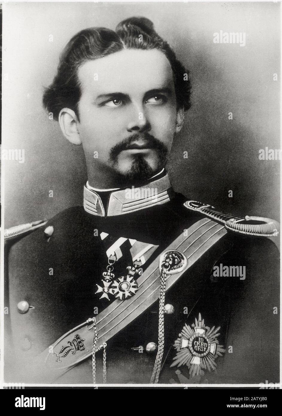 1886 military uniform hi-res stock photography and images - Alamy