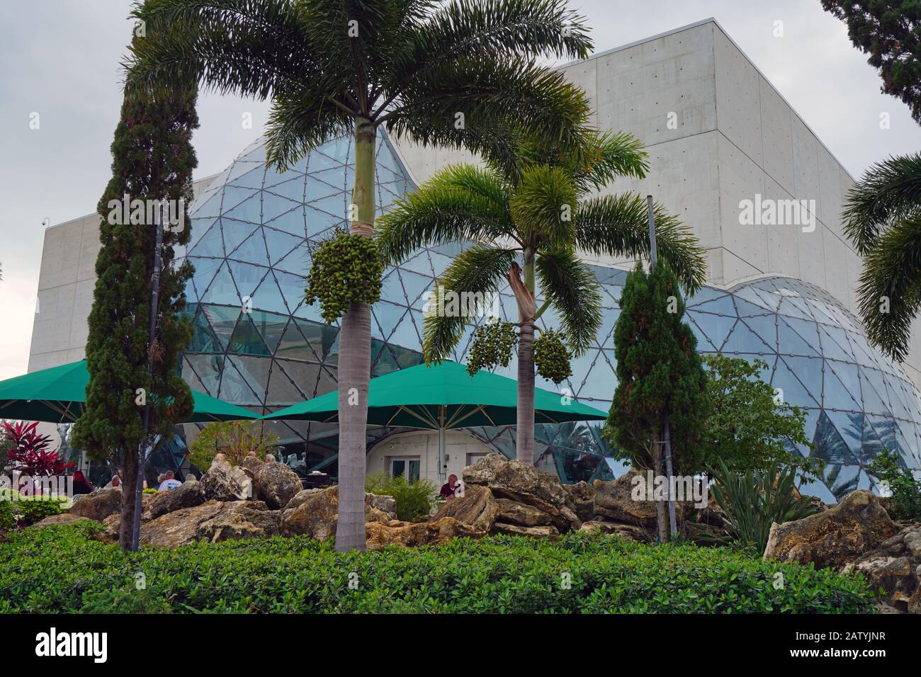ST PETERSBURG, FL -24 JAN 2020- View of the Salvador Dali Museum, an ...