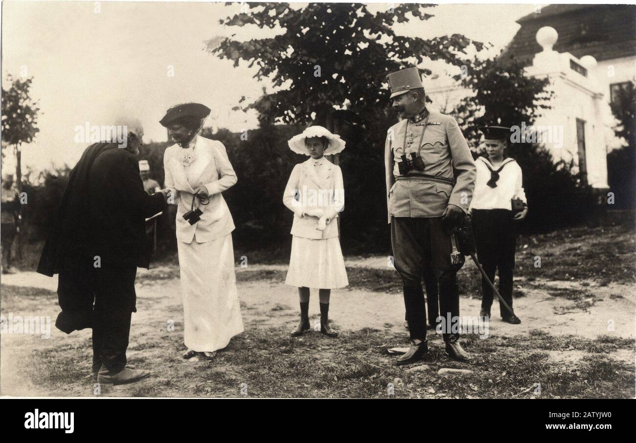 1914 , AUSTRIA : The Erzherzog ( Crown prince ) Archduke FRANZ ...