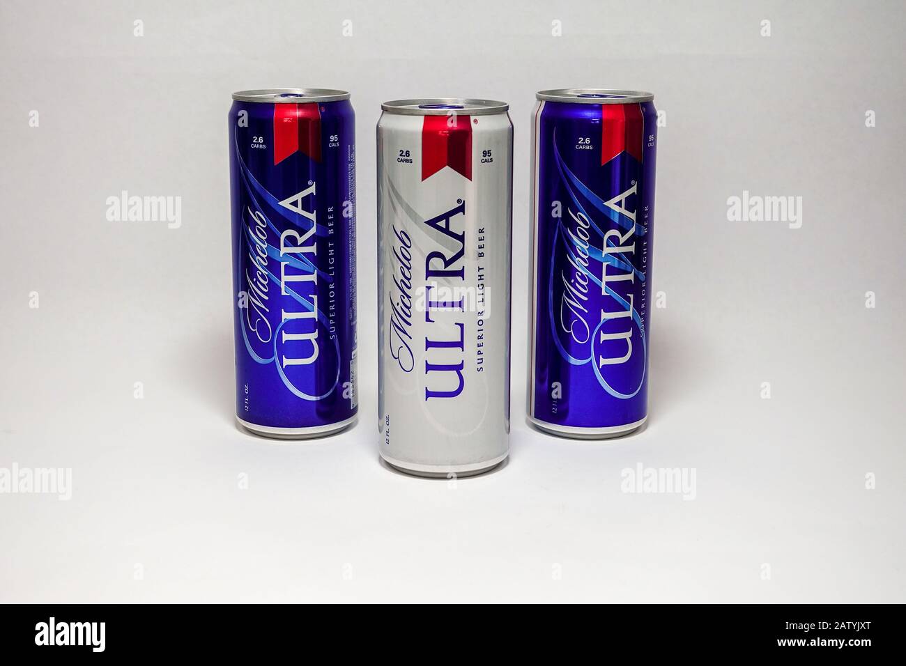 Michelob ultra beer hi-res stock photography and images - Alamy