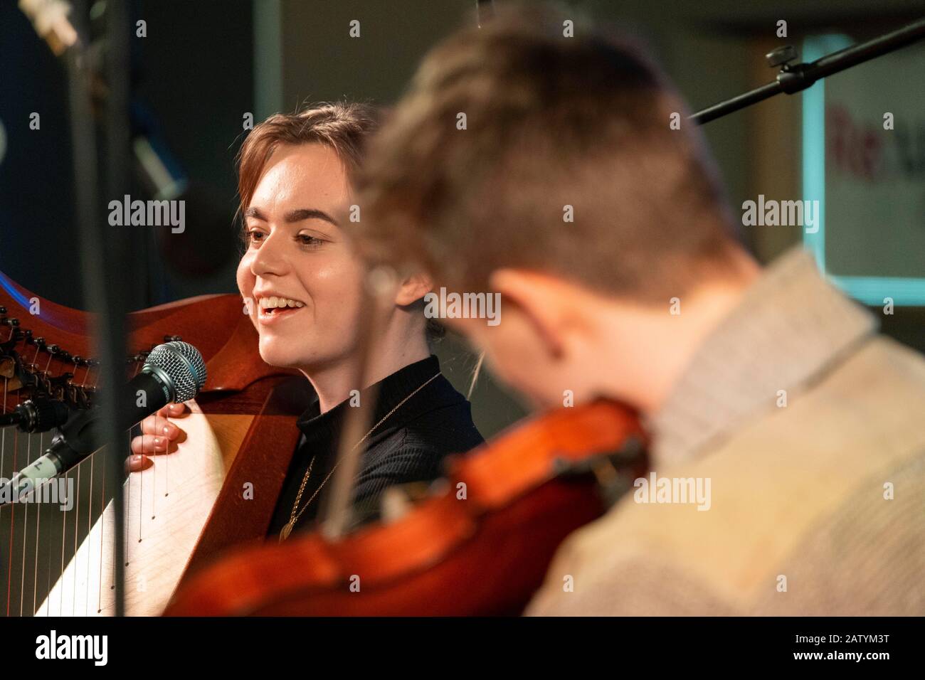 Scottish gaelic music hi-res stock photography and images - Alamy