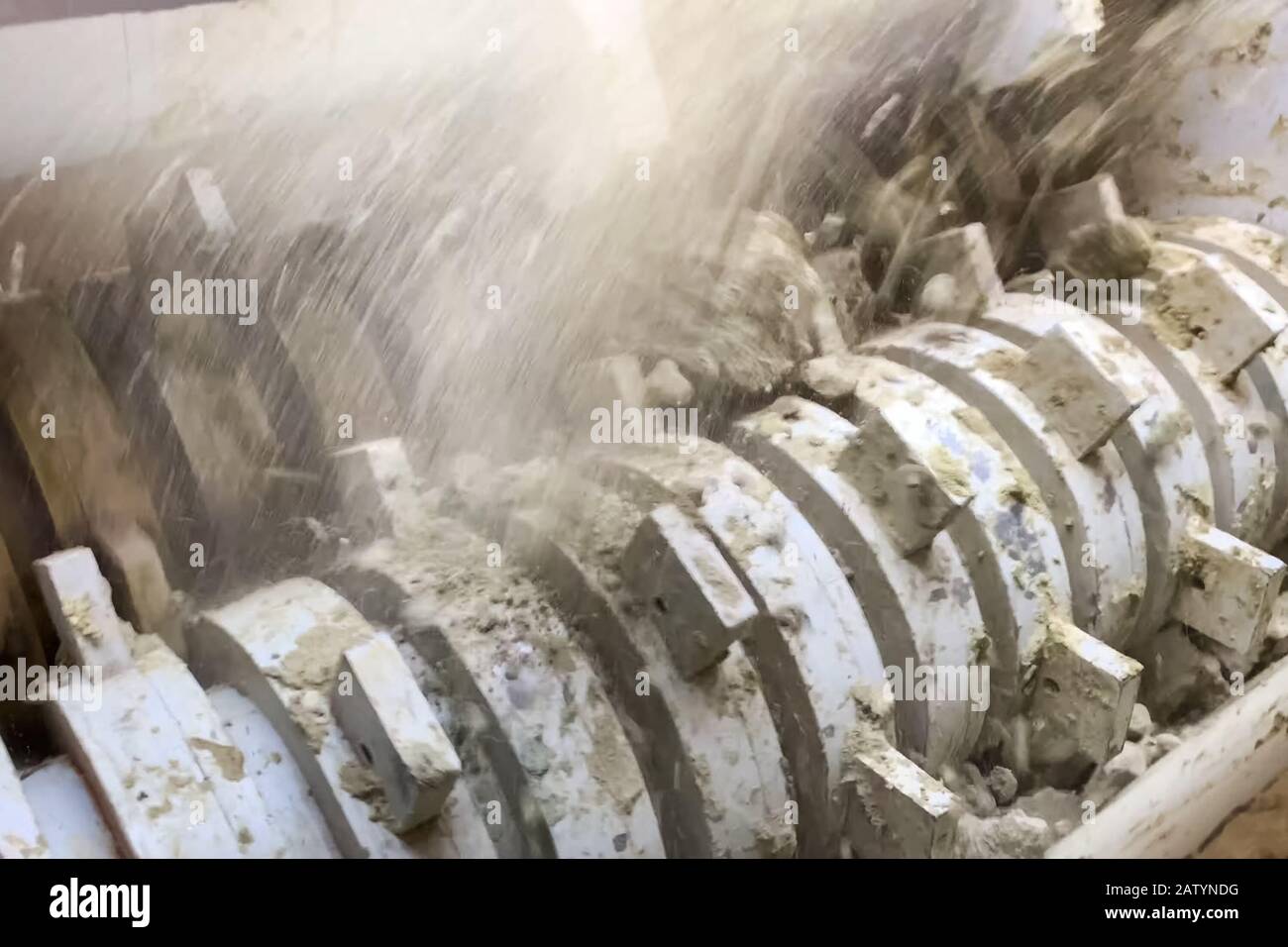 Millstone pit hi-res stock photography and images - Alamy