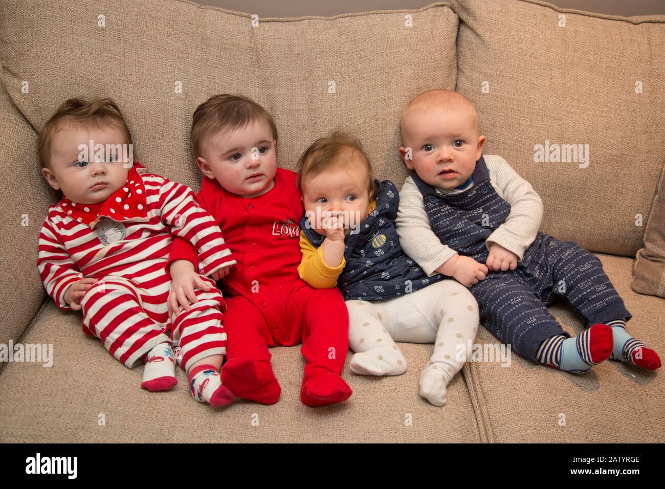 6 babies hi-res stock photography and images - Alamy