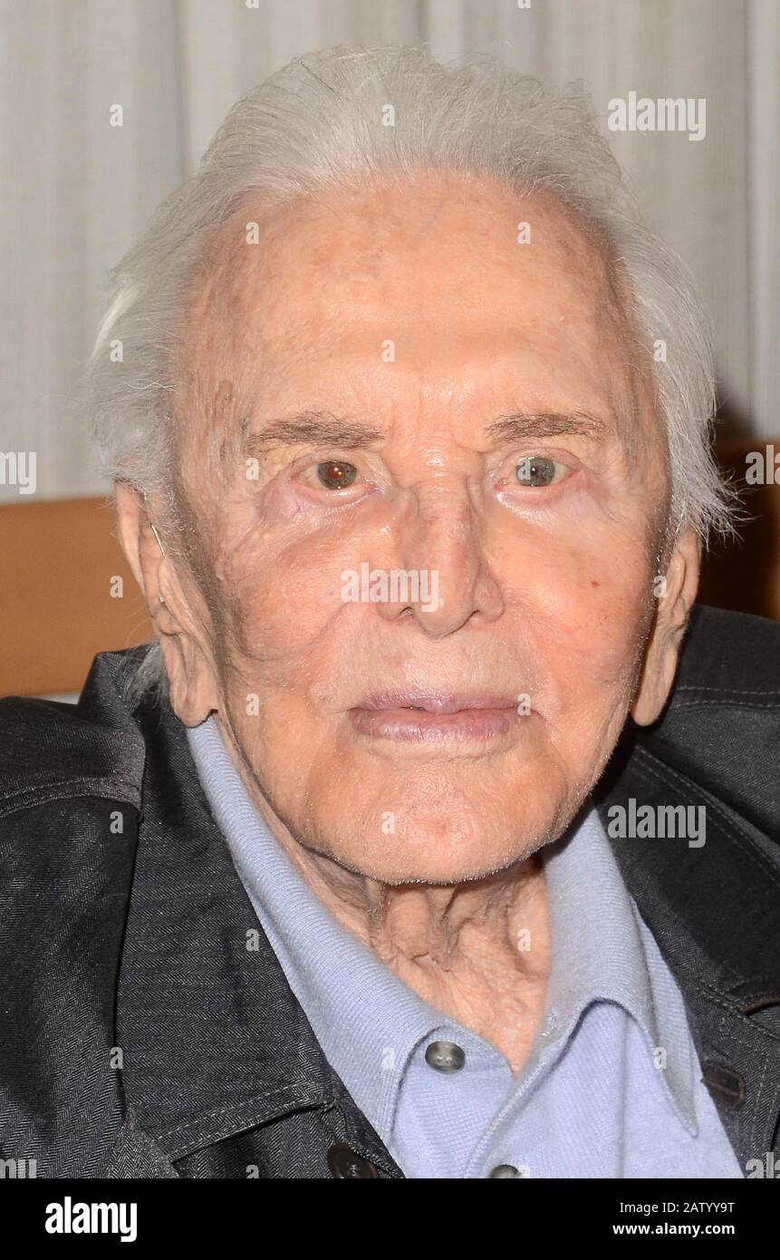***FILE PHOTO*** Kirk Douglas Has Passed Away At 103 Years Of Age. LOS ...