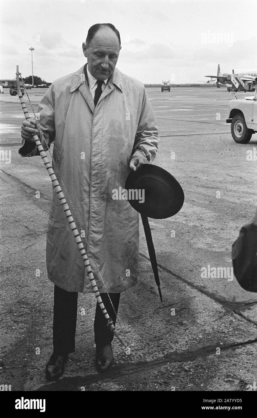 Bow platform Black and White Stock Photos & Images - Alamy