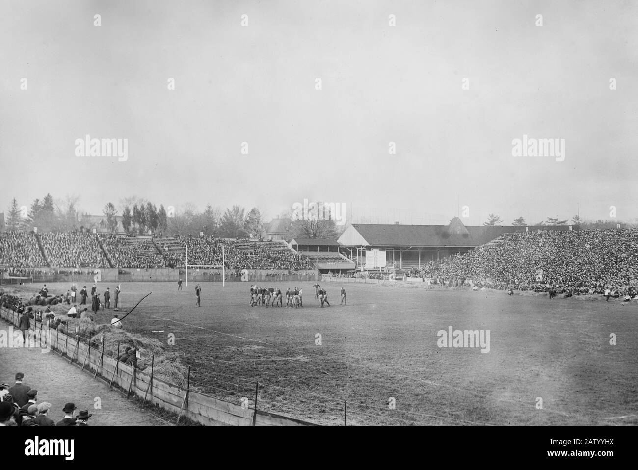 Football old 1900s hi-res stock photography and images - Alamy