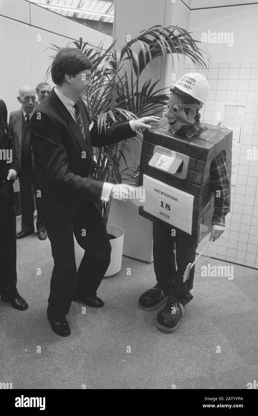 23 February 1987 High Resolution Stock Photography and Images - Alamy