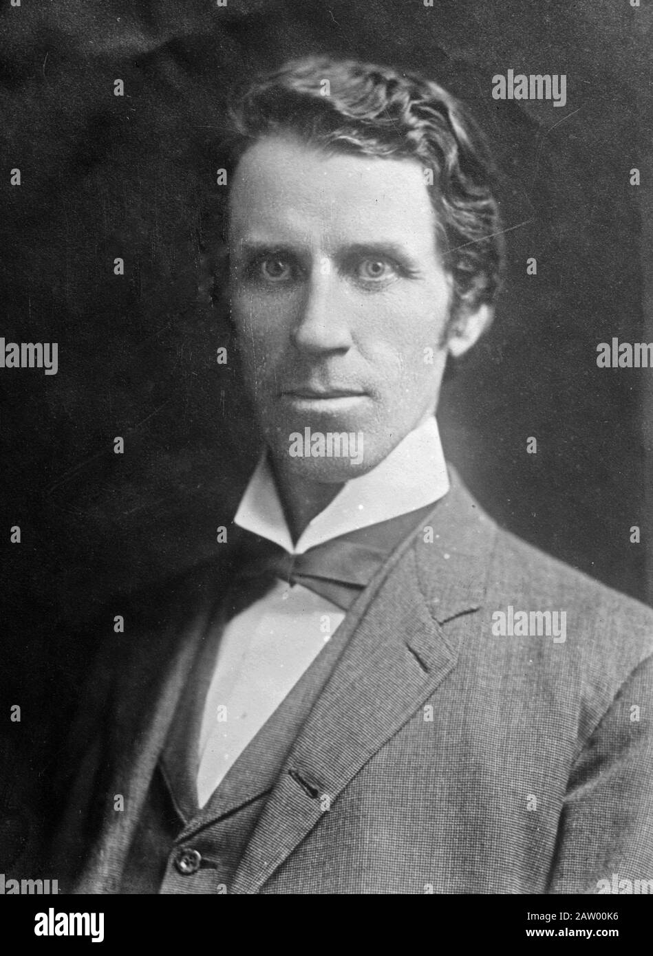 Gray historical Black and White Stock Photos & Images - Alamy