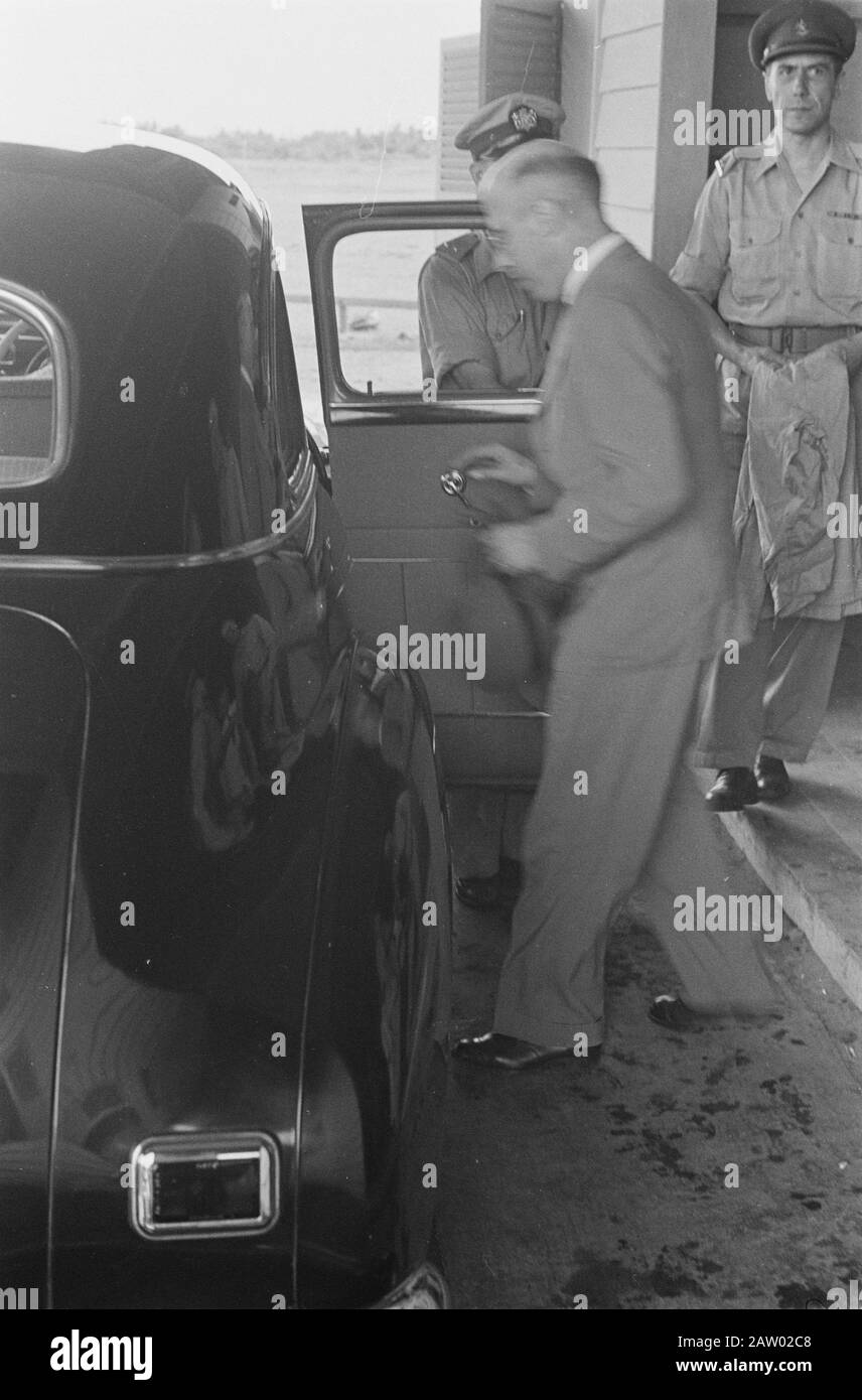Prime Minister and Minister Beel Neher visit Sumatra. Beel gets into a ...